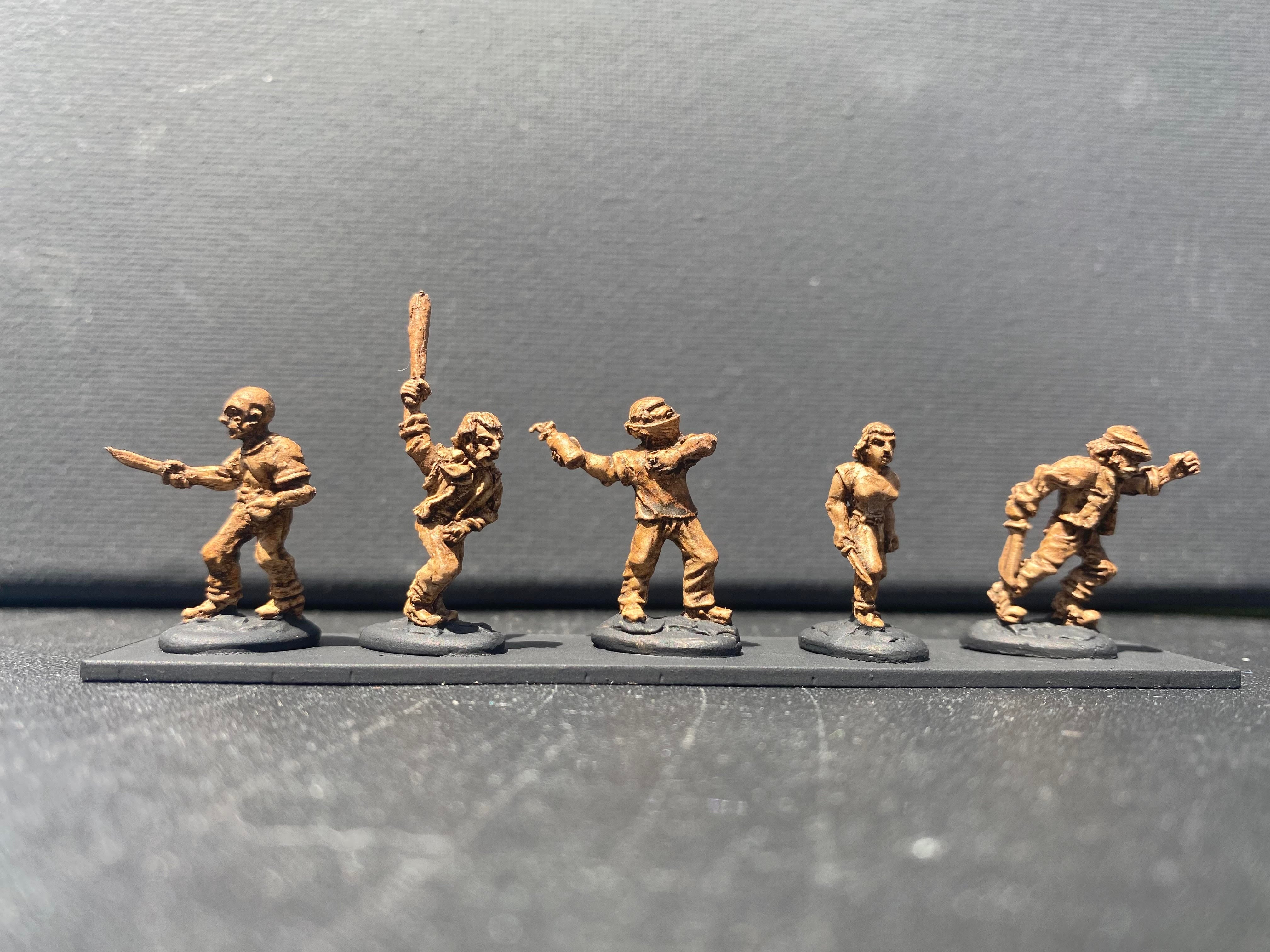 Rioting Mob (5 figures) | Battle Valor Games LLC