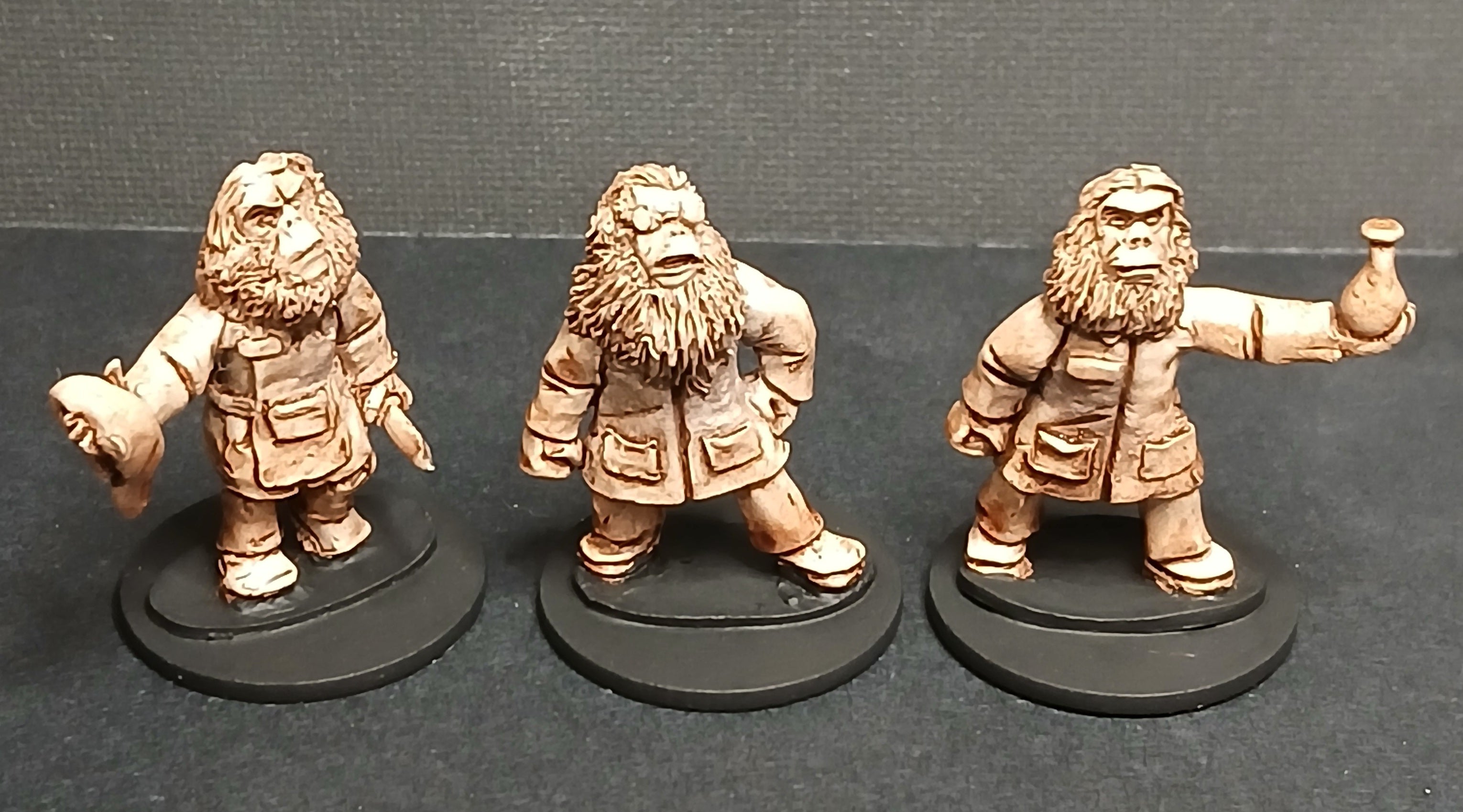 SCI-FI 98J Ape Scientists (3 figures) | Battle Valor Games LLC