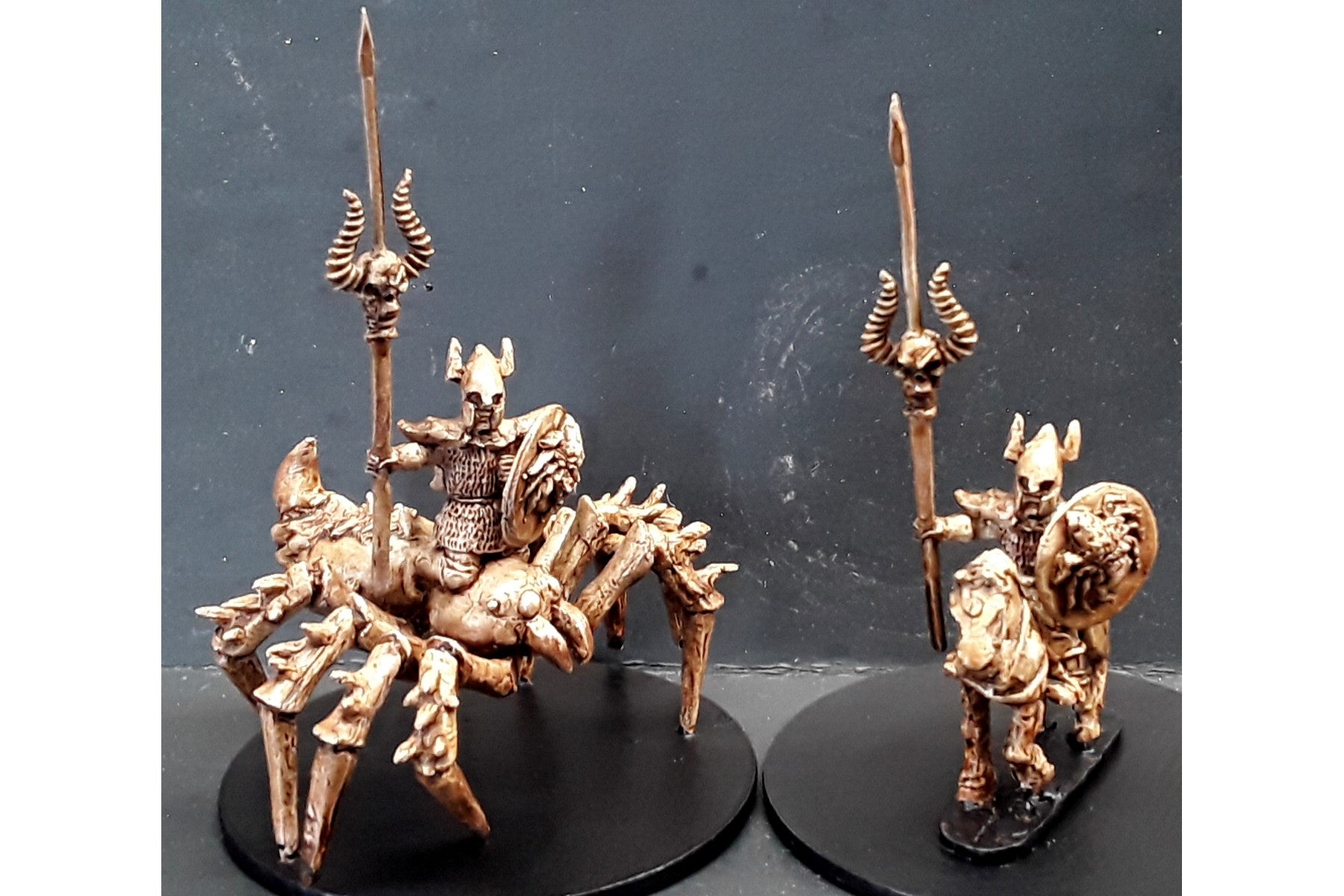 Delvian General (1 figure) | Battle Valor Games LLC