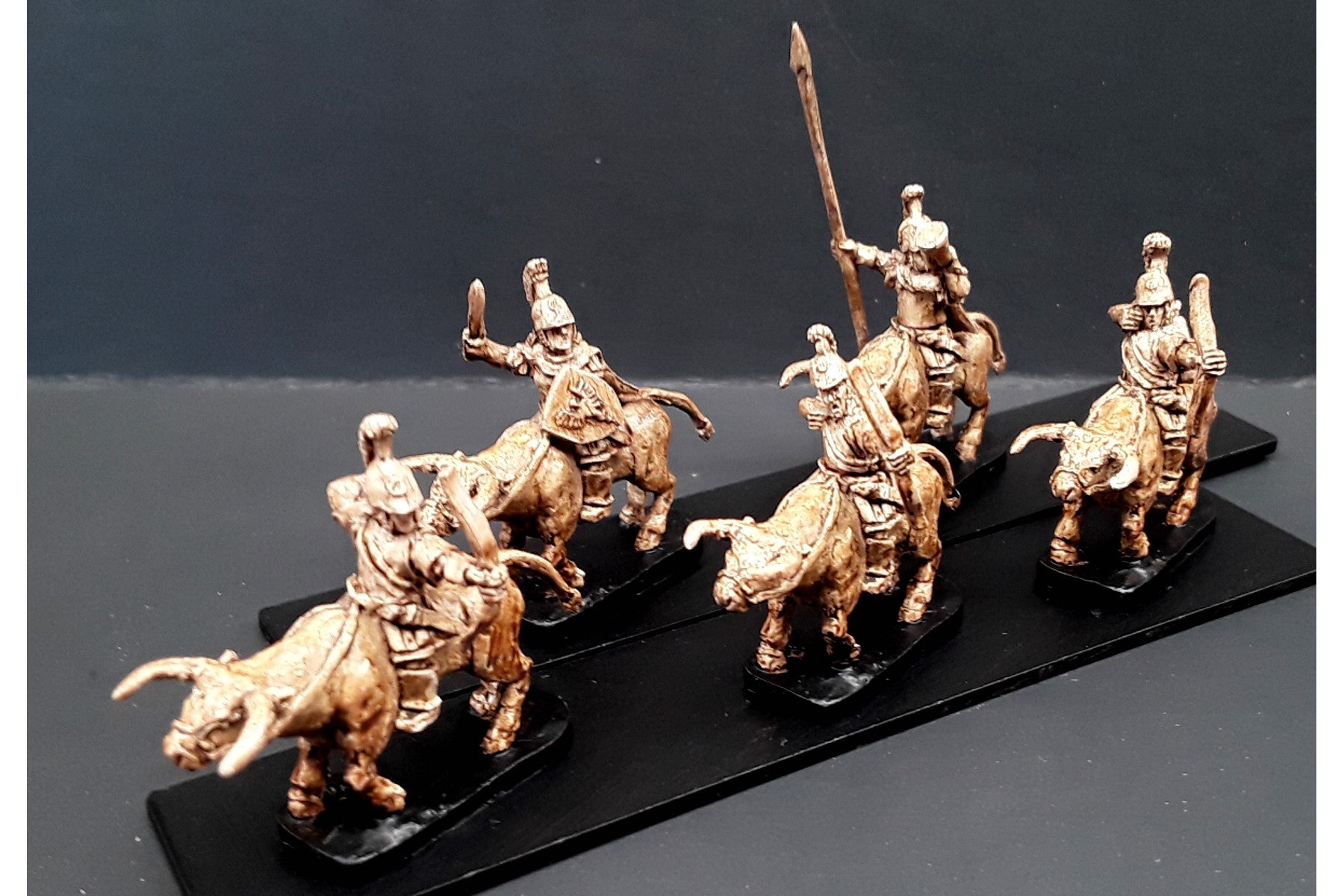 Legian Cavalry with Bows on Unarmored Bulls (16, 8 or 4 figures ...