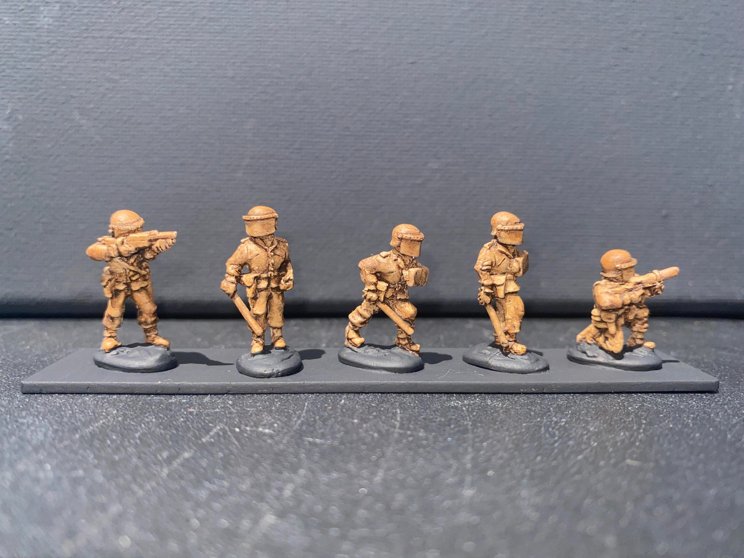 British Riot Police (5 figures) | Battle Valor Games LLC